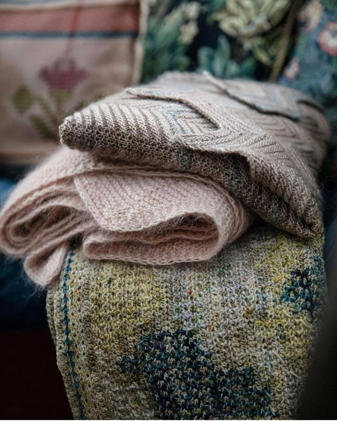 52 Weeks of Shawls – Maker+Stitch